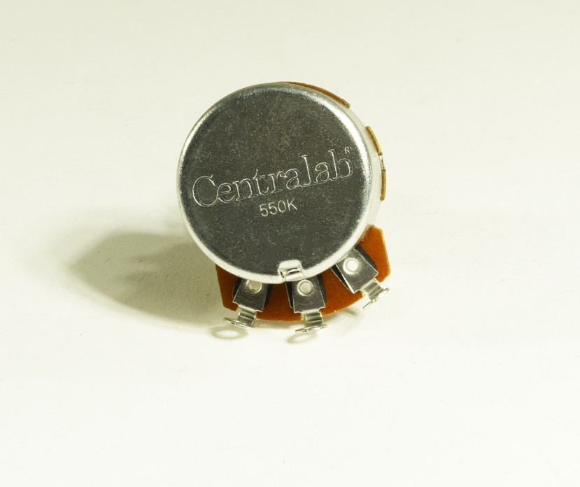 Centralab 550K Audio Taper Potentiometer +/- 9% Tolerance, Long Shaft | The Laboratory